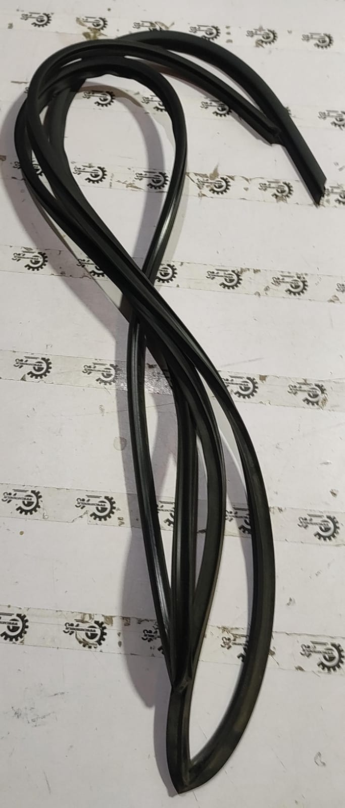 755330K020 - WINDSHIELD MOULDING INNOVA – CarTrends