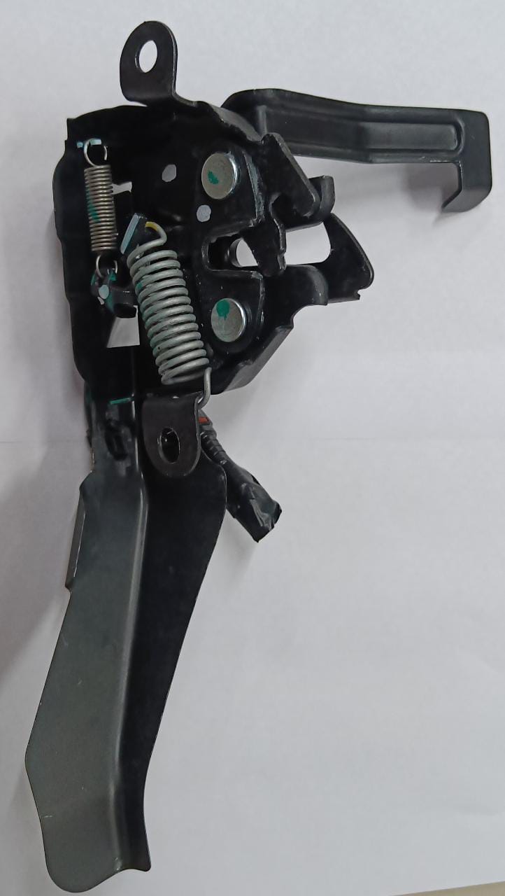 535100K790 BoneT Lock Fortuner Type 2 – CarTrends