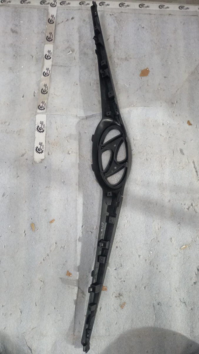 Radiator Grill Upper Cover I 10 – CarTrends