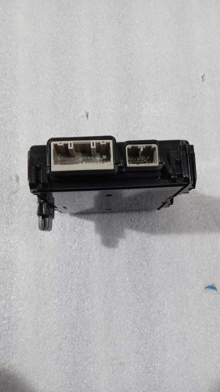 CONTROLLER ASSY BODY ELEC – CarTrends