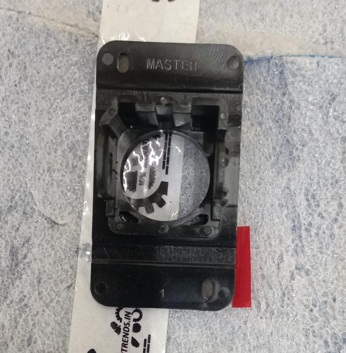 REAR BUMPER BRACKET TIGOR LH – CarTrends