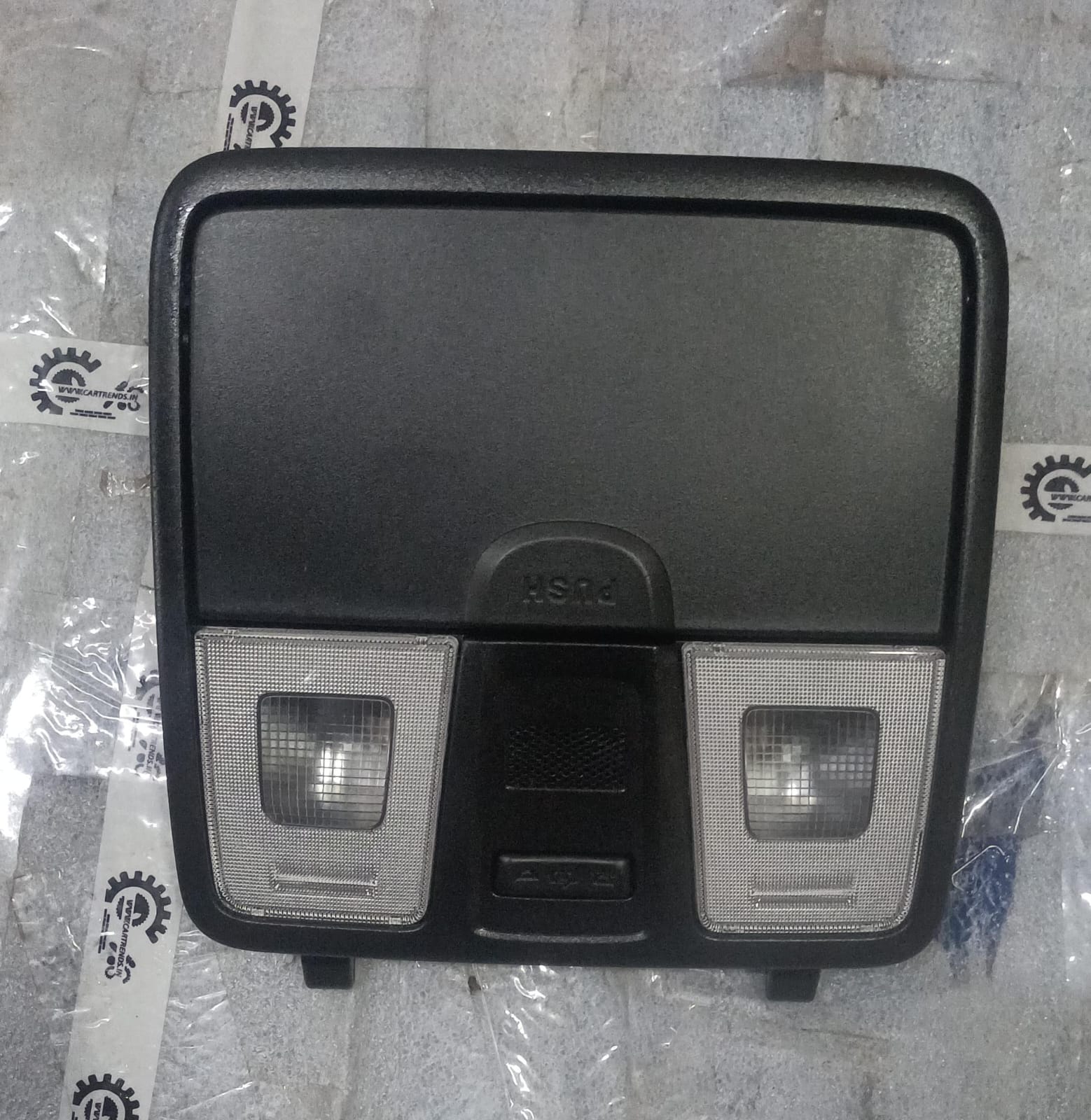 92810C7000TRY ROOF LAMP ASSEMBLY I20 ACTIVE – CarTrends