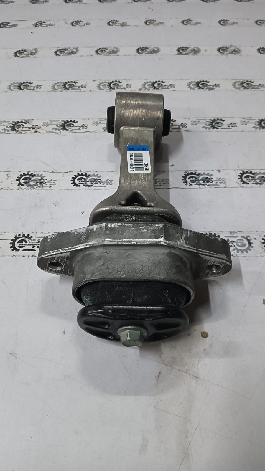 BRACKET ROLL ROD HOLDER ENGINE CRETA 219501V100 – CarTrends