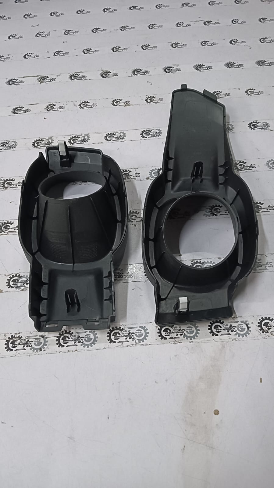 FOG LAMP COVER KWID 263314966R – CarTrends