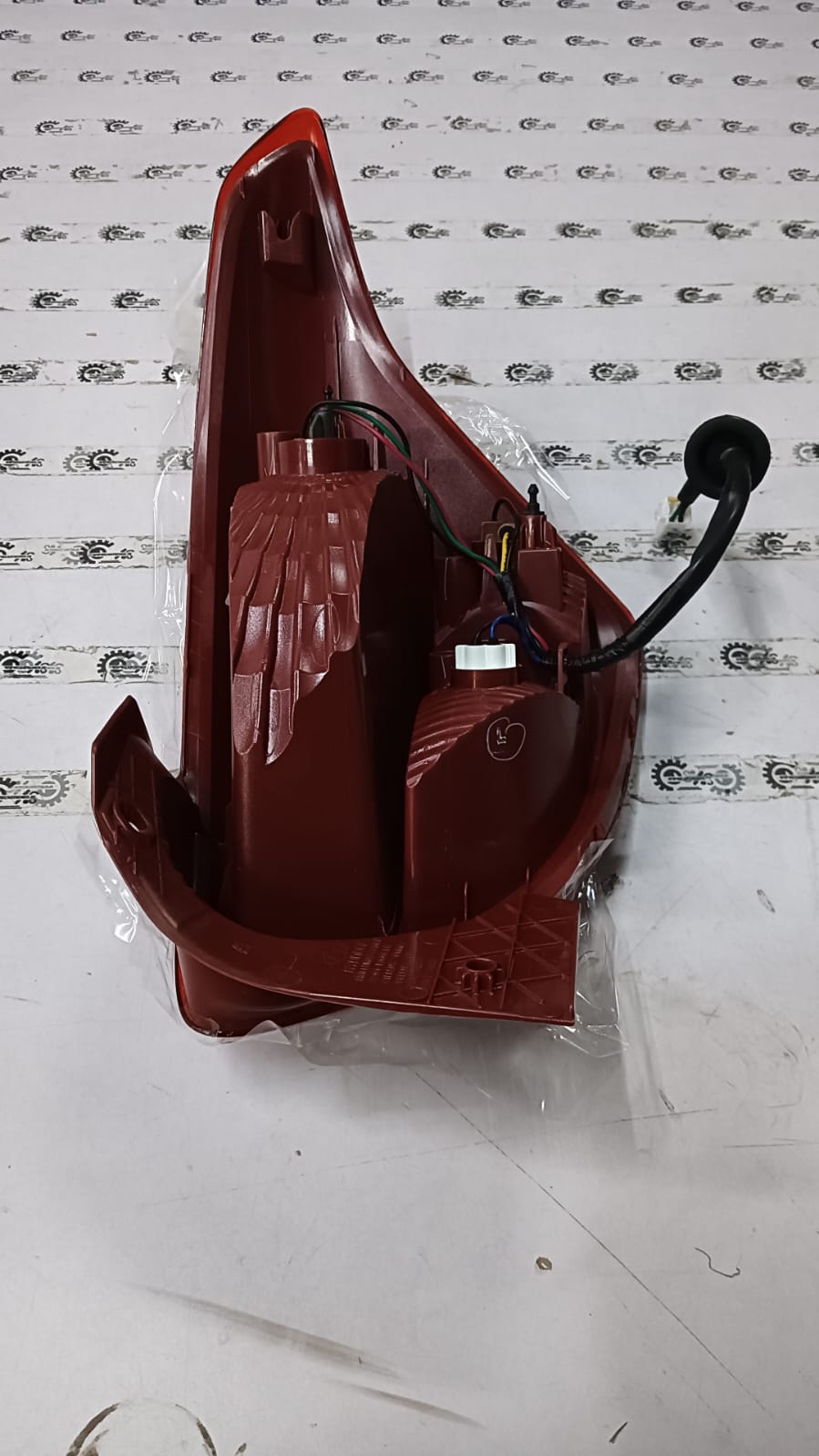 TAIL LIGHT I10 GRAND LEFT SIDE 92401B4000 – CarTrends