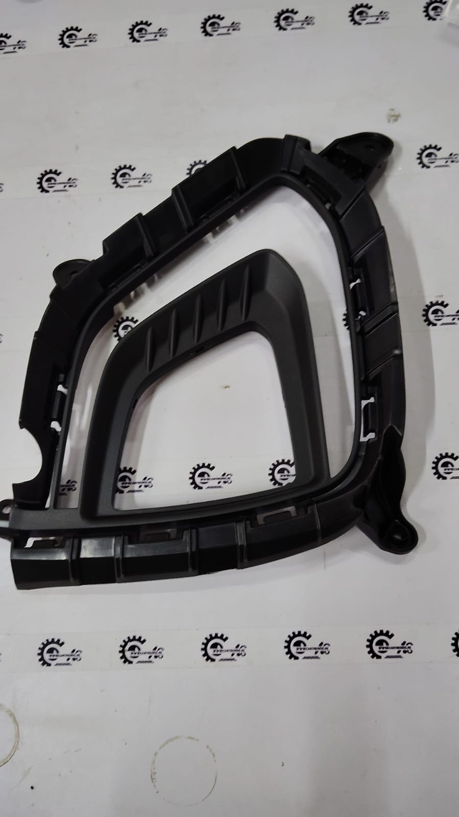 FRONT BUMPER COVER CRETA LEFT SIDE 86523A0510 – CarTrends