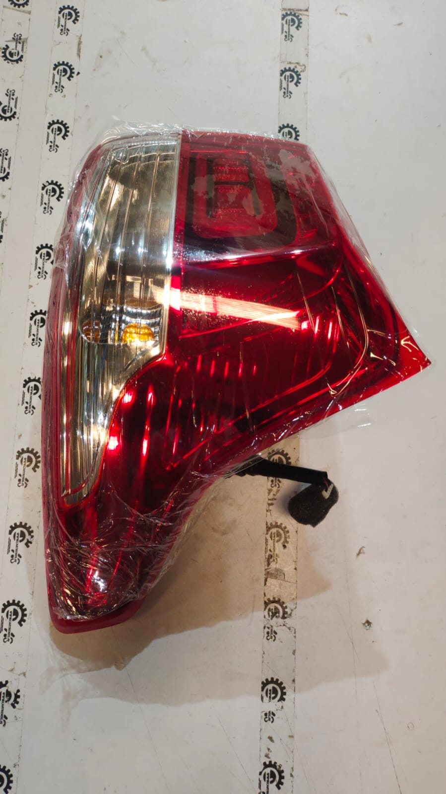 TAIL LAMP XCENT LEFT SIDE 92401B4700 – CarTrends