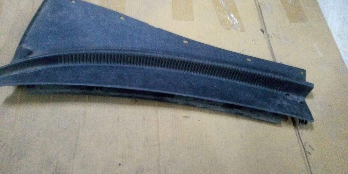 Cowl Top Grille Left Optra J96544355 – CarTrends