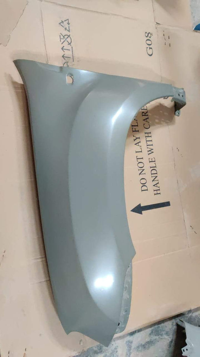 FENDER DUSTER LEFT – CarTrends