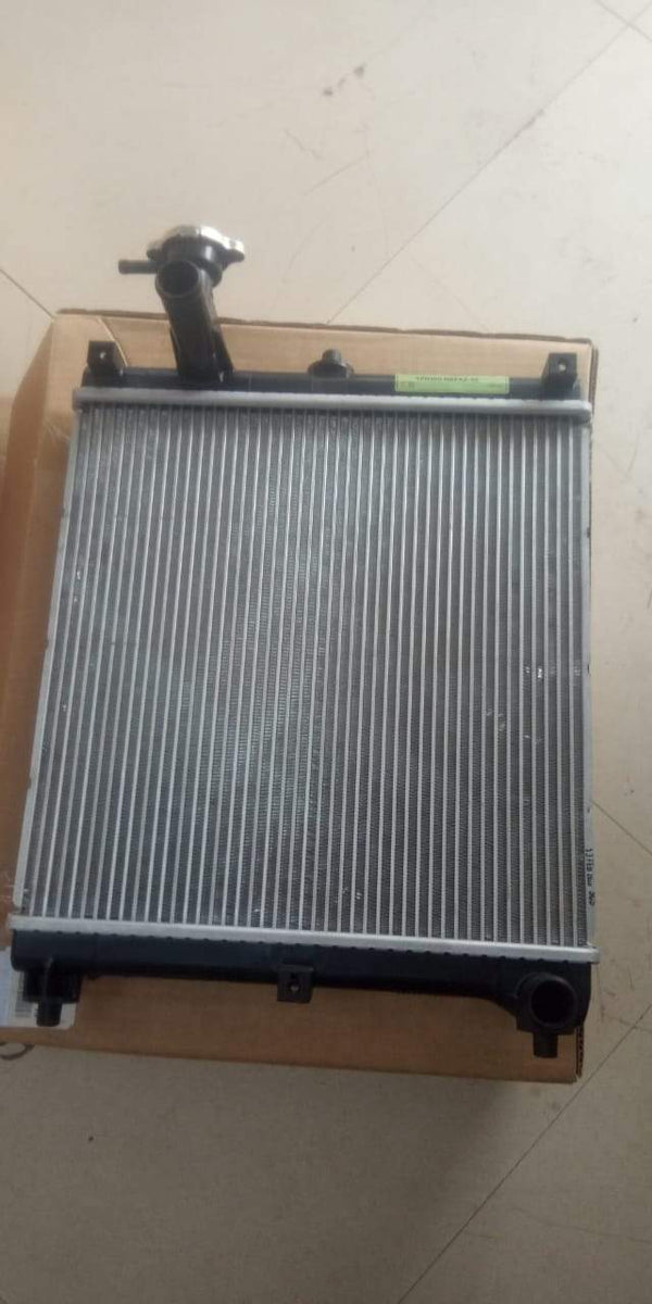 Renault Kwid Radiator 214101428R – CarTrends