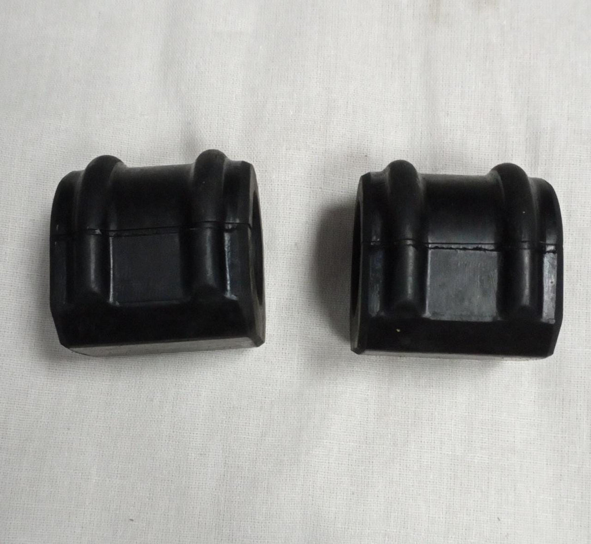 Jumping Rod Bush Xuv 500 – CarTrends