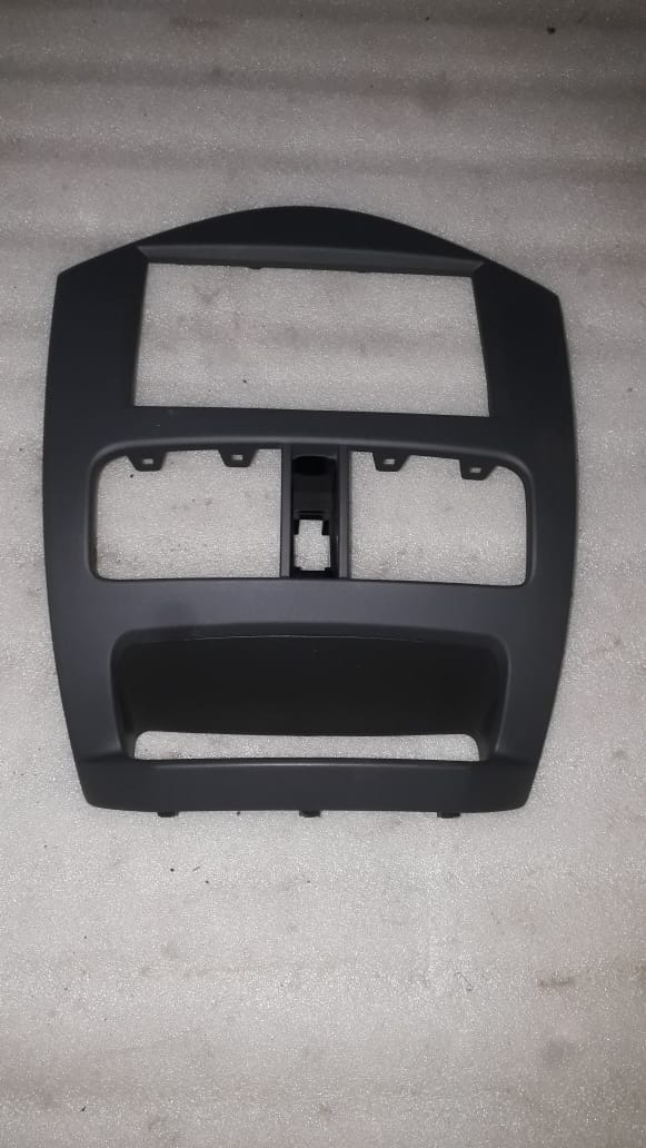 J95224568 IP Moulding Cover Beat – CarTrends