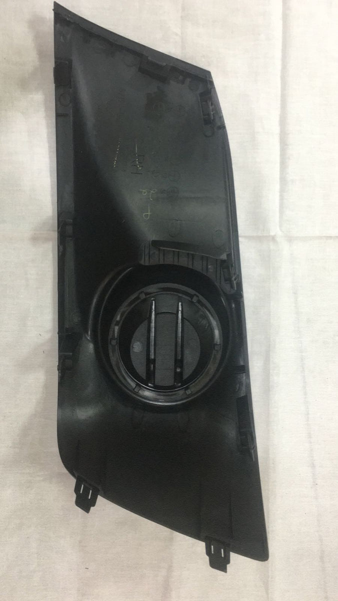 521270K040 Fog Lamp Cover Fortuner – CarTrends