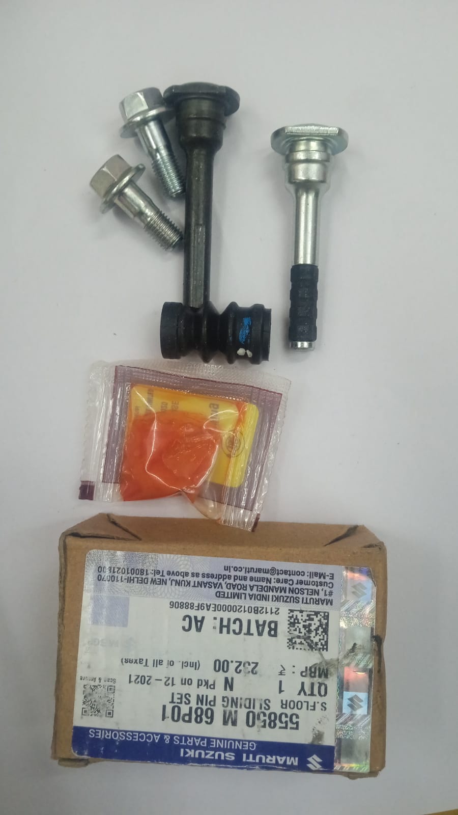 SLIDING PIN SET BOLT BALENO 2ND GEN 55850M68P01 – CarTrends