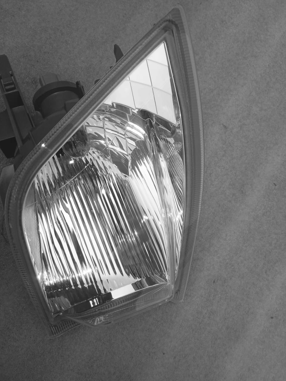 815100K030 FRONT INDICATOR INNOVA CRYSTA TYPE 3 RIGHT SIDE – CarTrends