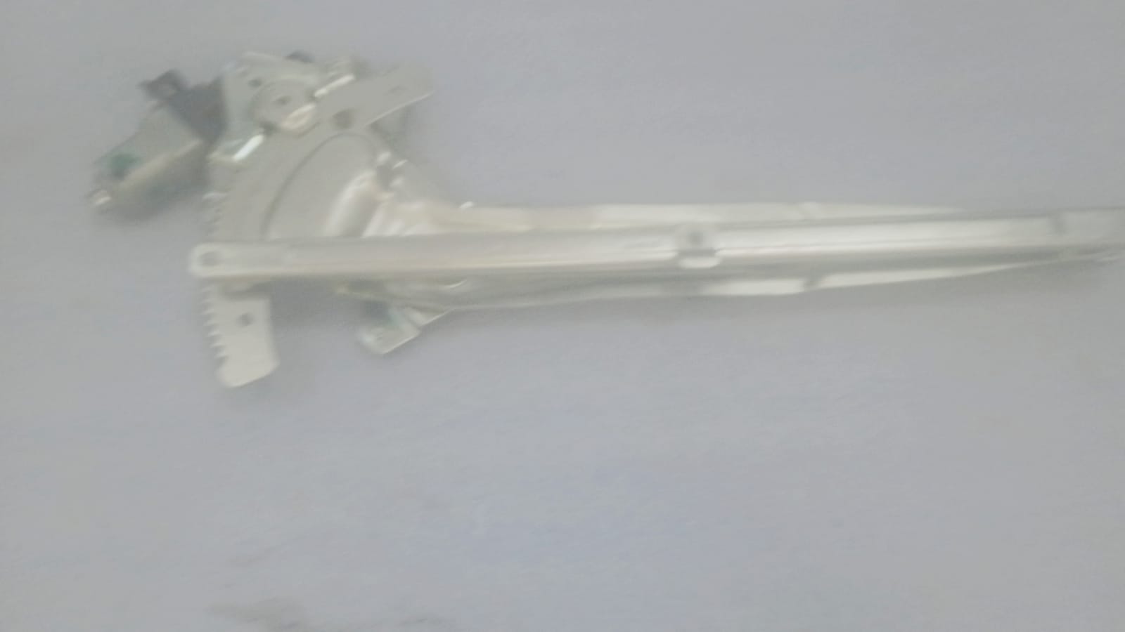 REGULATOR ASSY FR WINDOW RH 83401M83K10 – CarTrends