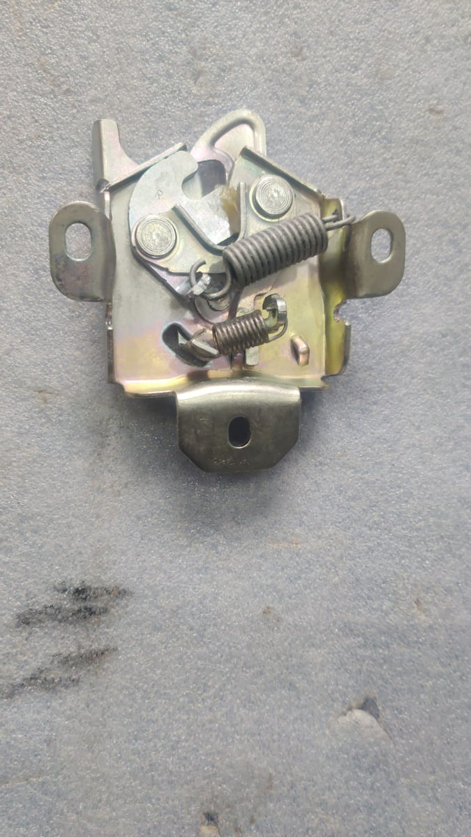 LATCH COMP HOOD 82110M67L01 – CarTrends